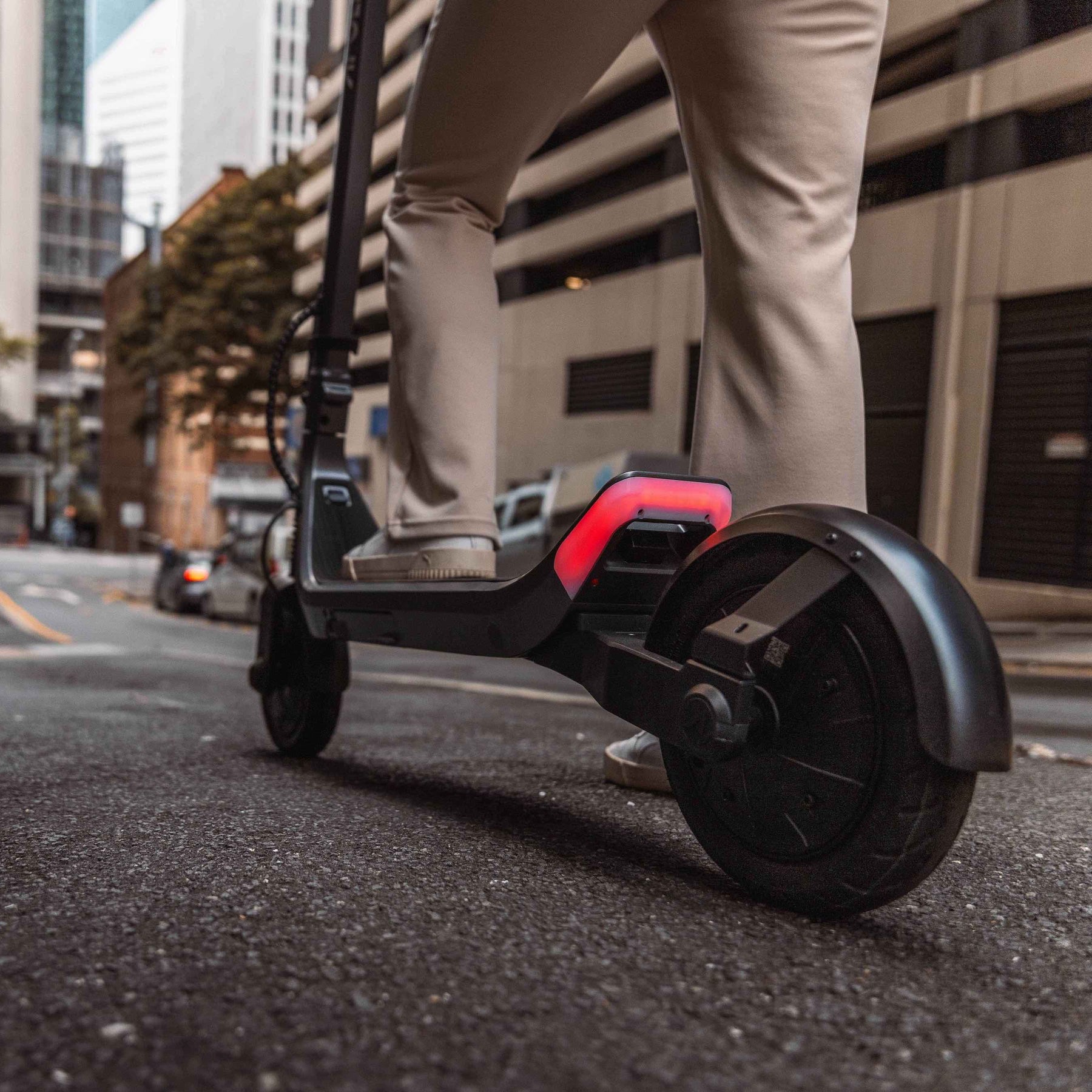 Apollo Go 2024 | Dual-Motor Commuter Electric Scooter | Apollo USA