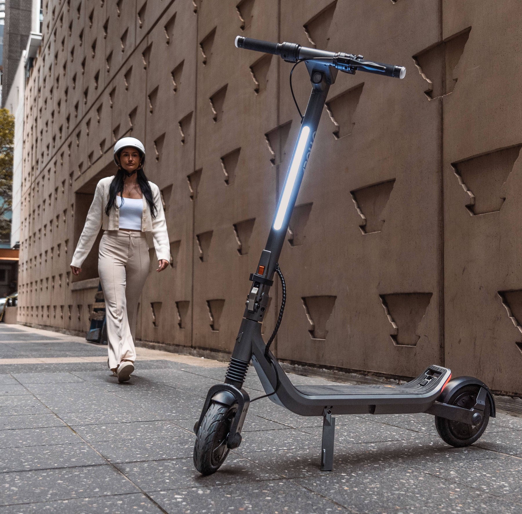 Apollo Go 2024 | Dual-Motor Commuter Electric Scooter | Apollo USA