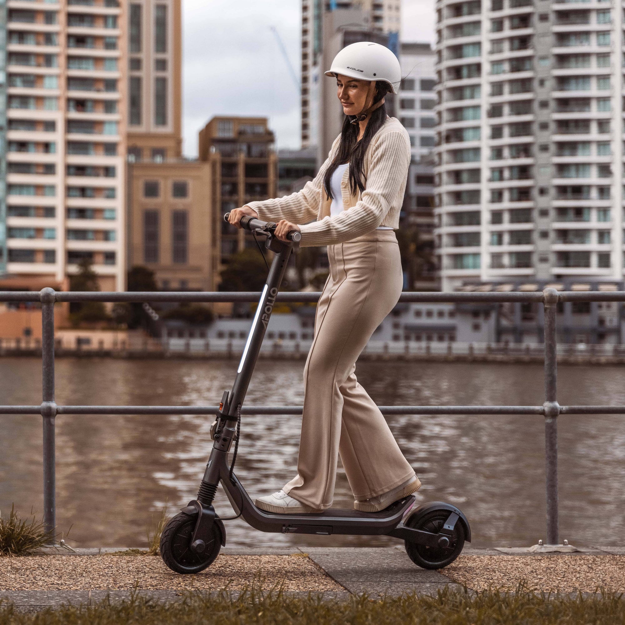 Apollo Go 2024 | Dual-Motor Commuter Electric Scooter | Apollo USA