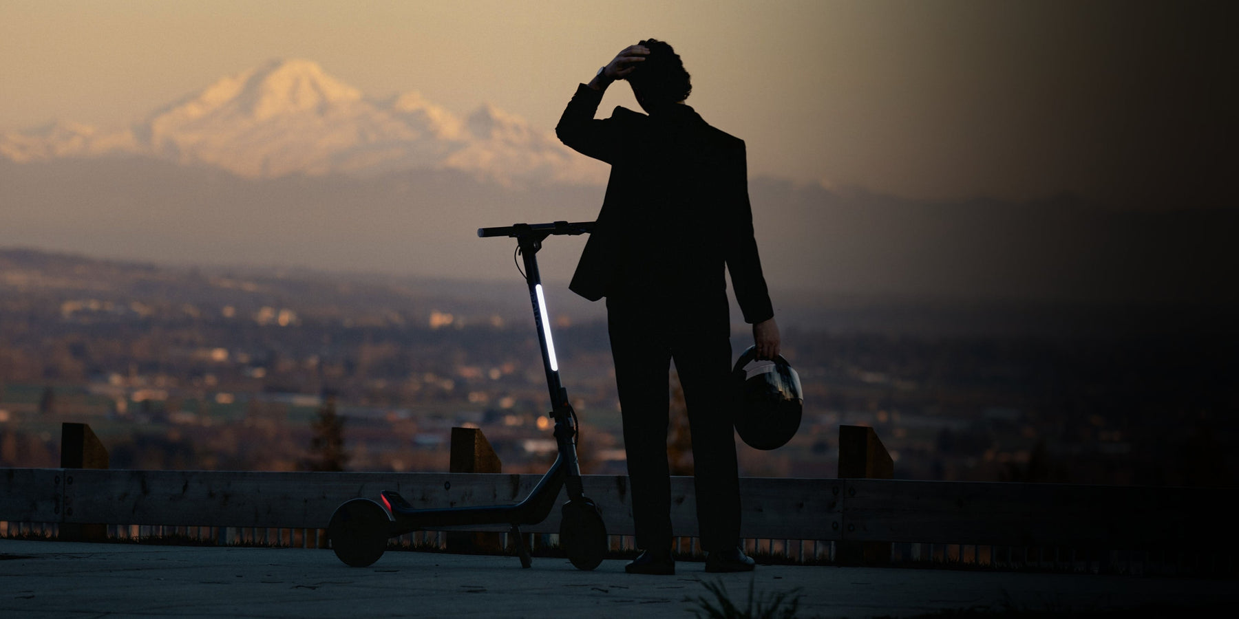 Apollo Go 2024 | Compact Dual-Motor Commuter Electric Scooter | Apollo ...