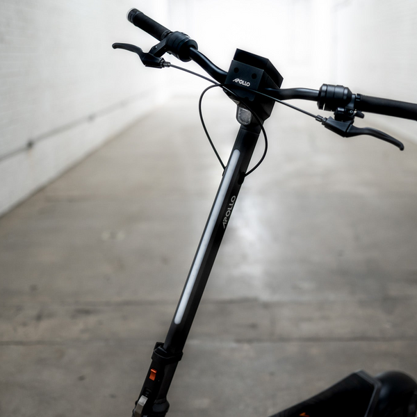 APOLLO PHANTOM 2.0 (52V) | High-Performance Off-Road Electric Scooter | Apollo Canada